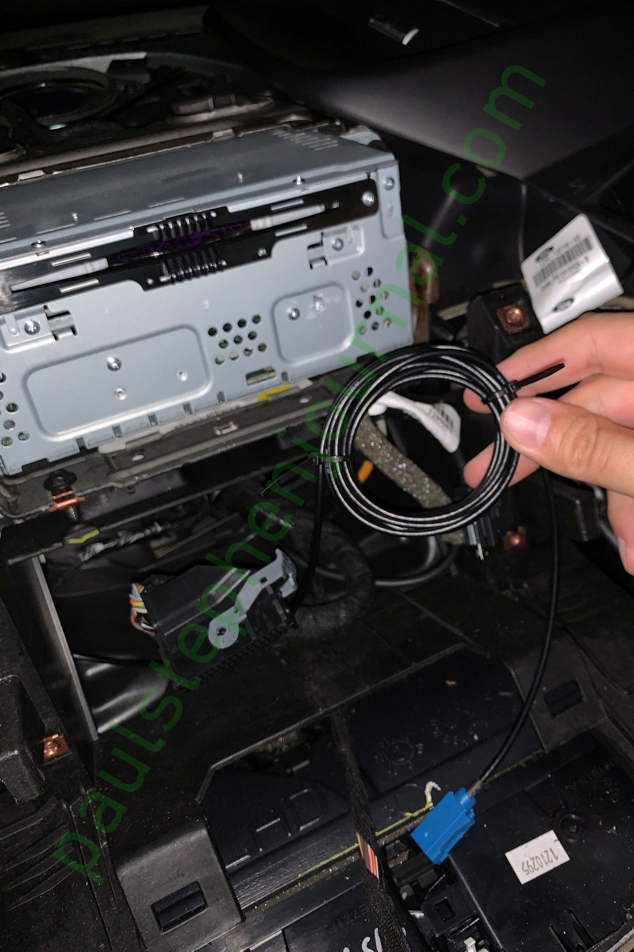 How I Upgraded My Ford Escape to SYNC 3 - Computer Looking Up